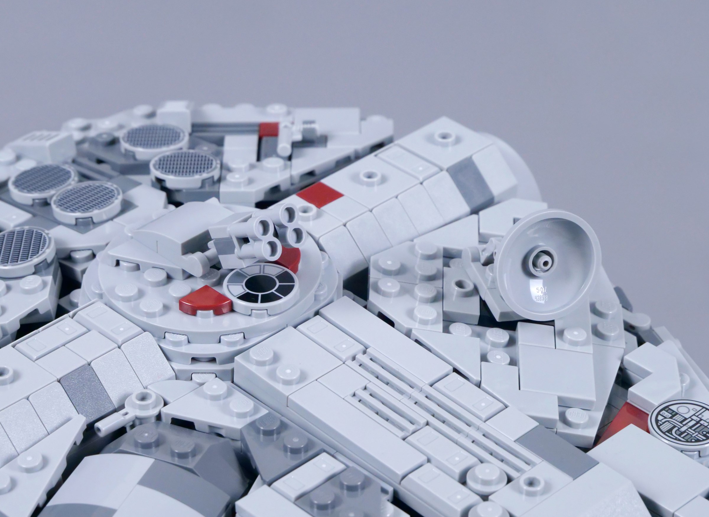 LEGO Star Wars 75375 Millennium Falcon review | Brickset
